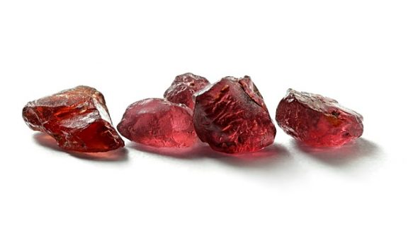 January BirthStone | the meaning of the Garnet Stone - Israeli Diamond