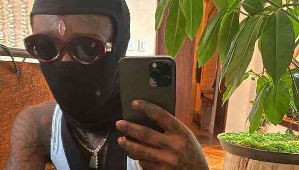 American Rapper Pierces His Forehead with a $24 Million Pink Diamond ...