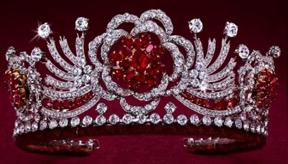 The Bold and the Beautiful: Five Stunning Royal Tiaras - Israeli ...