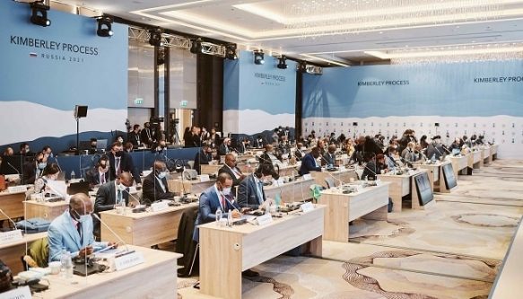 Australian Professor Sets Up Laser Lab to “Fingerprint” Rare Pink ...