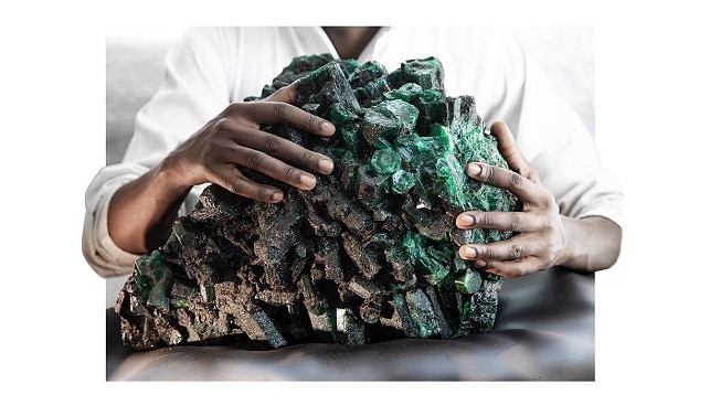 Gemfields Auctions 187,775-Carat Emerald Cluster - Israeli Diamond Industry